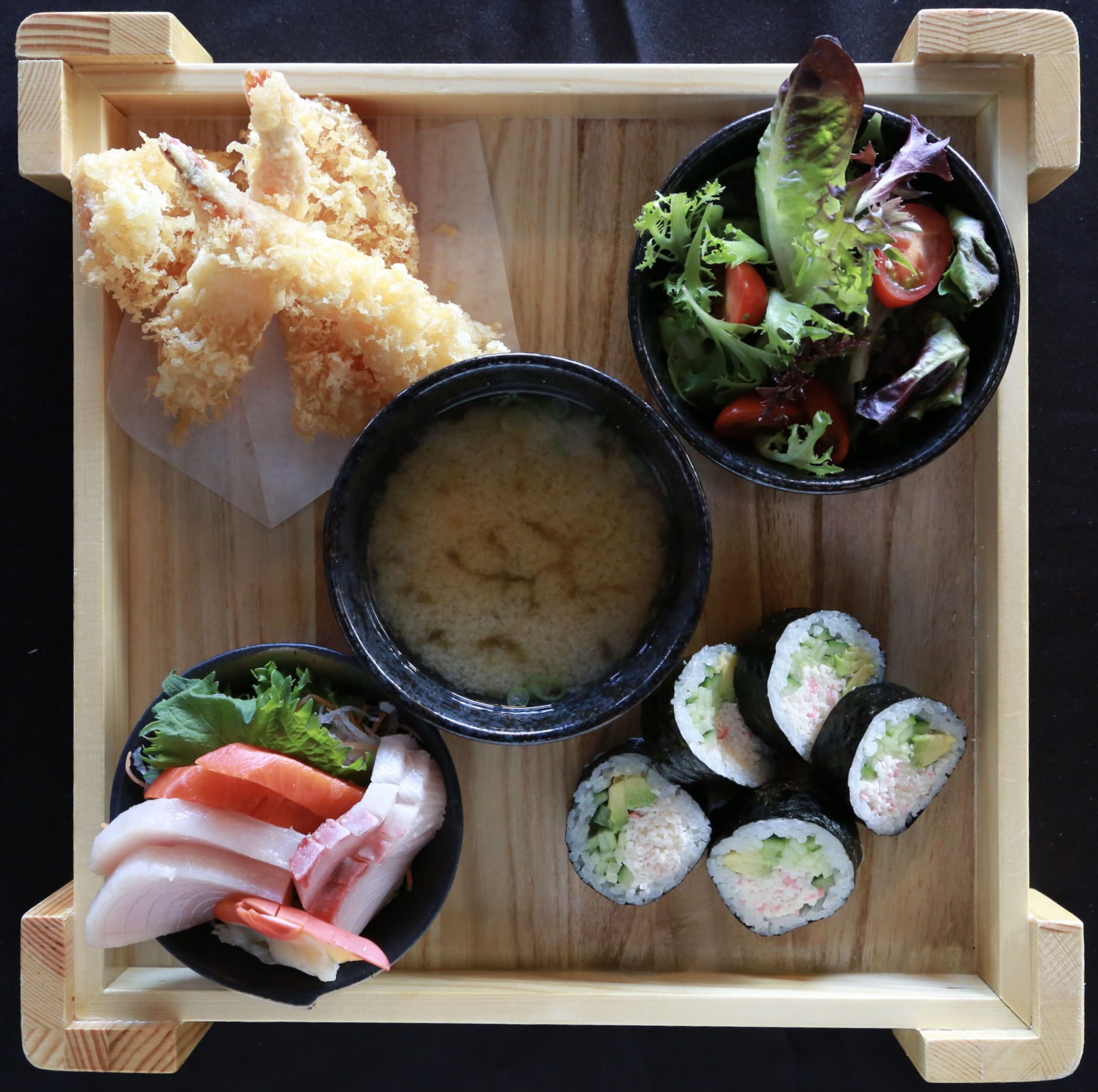 SASHIMI LUNCH SET – the kitchen dada